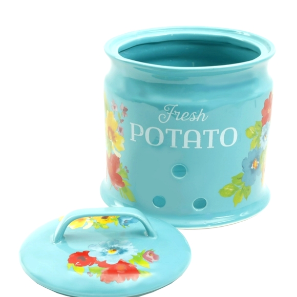 The Pioneer Woman | Kitchen | Pioneer Woman Potato Keeper Brand New ...